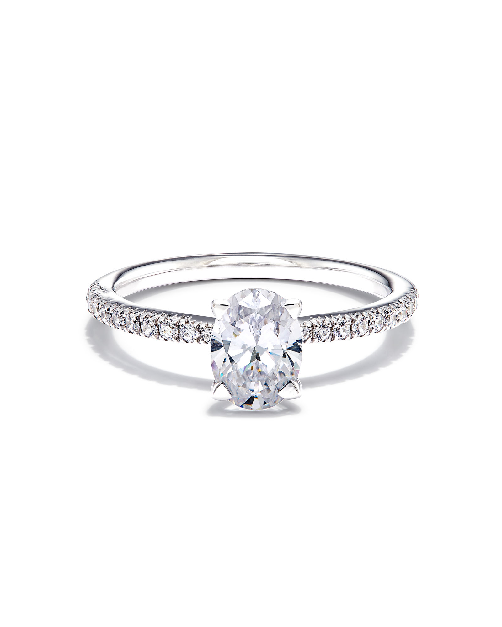 Oval Solitaire Engagement Rings